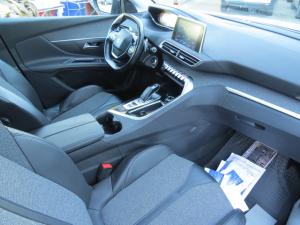 Peugeot 5008 2018 in Riga, with an engine capacity of 1.50 L and mileage of 290 thousand km for 11800 €, photo 6 on AUTOMOTO.COM.LV