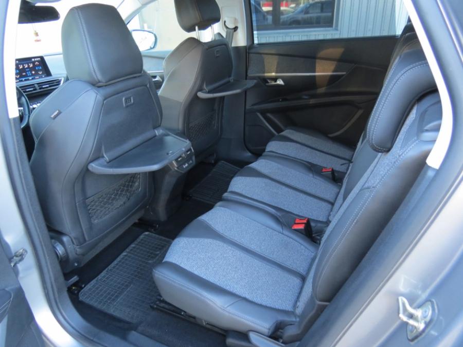 Peugeot 5008 2018 in Riga, with an engine capacity of 1.50 L and mileage of 290 thousand km for 11800 €, photo 12 on AUTOMOTO.COM.LV