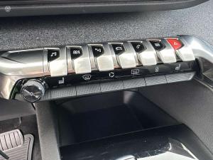 Peugeot 5008 2018 Klaipėda, ar dzinēja tilpumu 1.60 L un nobraukumu 119 tūkst. km par 17200 €, foto 18 vietnē AUTOMOTO.COM.LV