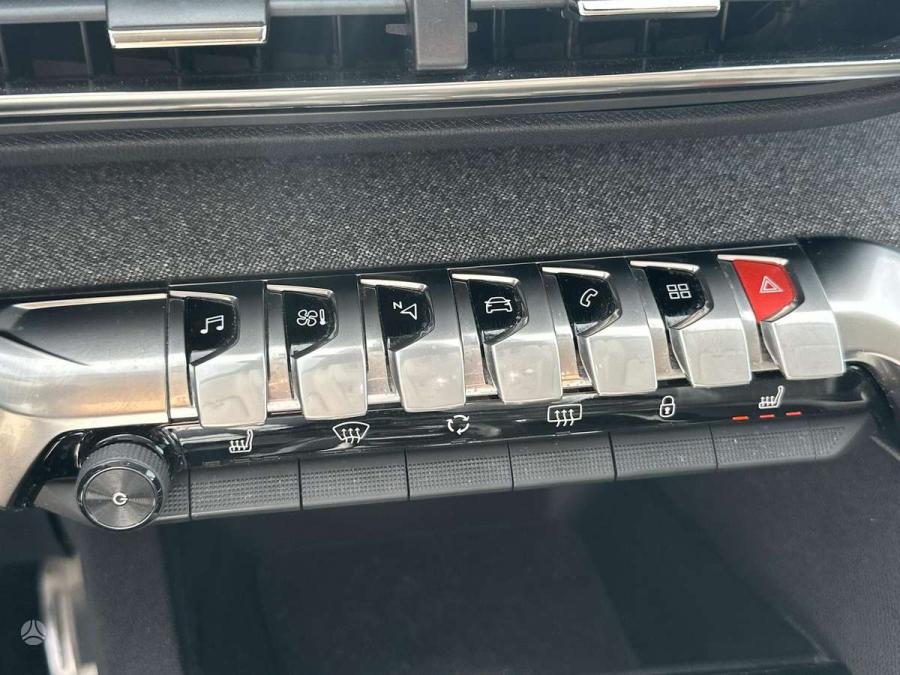 Peugeot 5008 2019 in Klaipeda, with an engine capacity of 1.60 L and mileage of 114 thousand km for 16900 €, photo 19 on AUTOMOTO.COM.LV