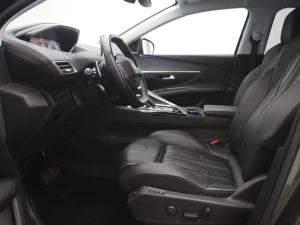 Peugeot 5008 2020 in Vilnius, with an engine capacity of 1.20 L and mileage of 101 thousand km for 16799 €, photo 4 on AUTOMOTO.COM.LV