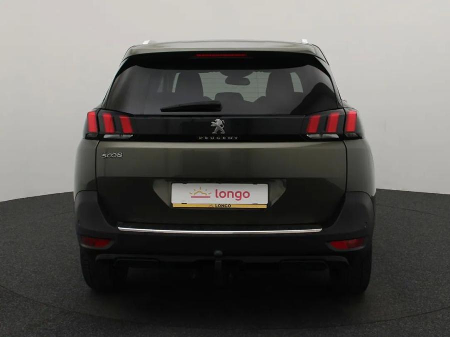 Peugeot 5008 2020 in Vilnius, with an engine capacity of 1.20 L and mileage of 101 thousand km for 16799 €, photo 5 on AUTOMOTO.COM.LV