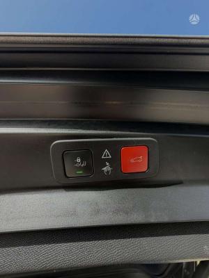 Peugeot 5008 2020 in Siauliai, with an engine capacity of 1.50 L and mileage of 180 thousand km for 14400 €, photo 60 on AUTOMOTO.COM.LV