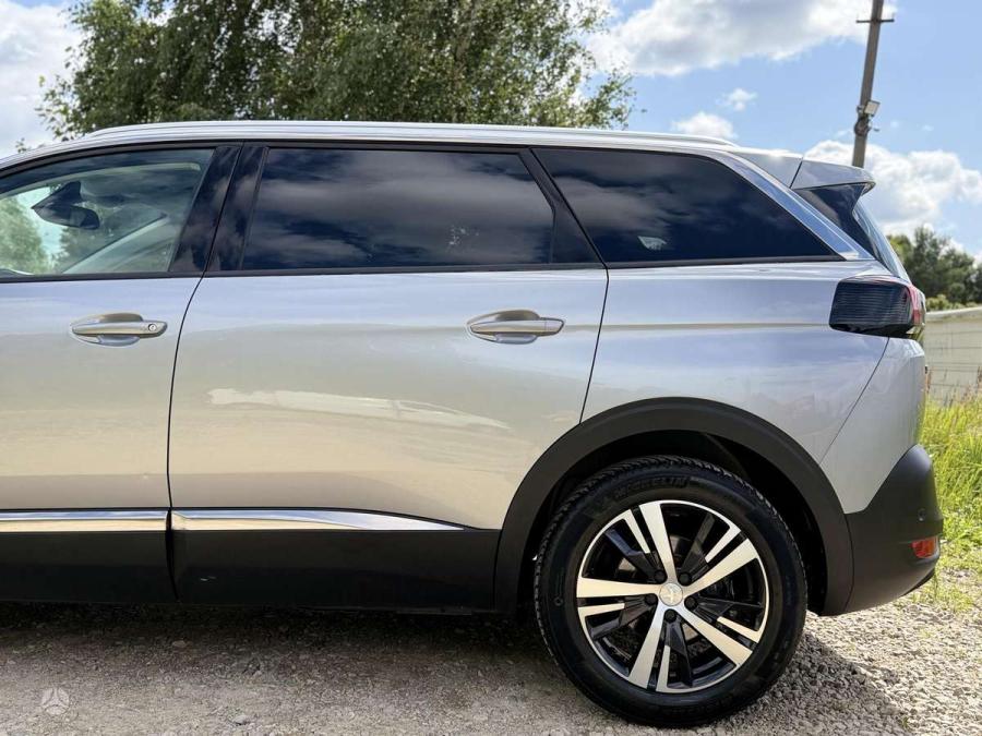 Peugeot 5008 2020 in Siauliai, with an engine capacity of 1.50 L and mileage of 180 thousand km for 14400 €, photo 13 on AUTOMOTO.COM.LV
