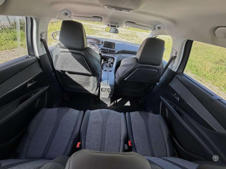 Peugeot 5008 2020 in Siauliai, with an engine capacity of 1.50 L and mileage of 180 thousand km for 14400 €, photo 40 on AUTOMOTO.COM.LV
