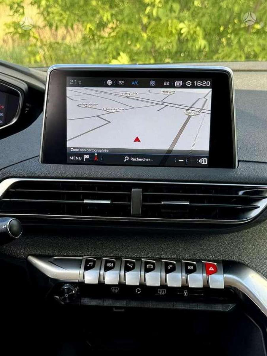Peugeot 5008 2020 Šauļi, ar dzinēja tilpumu 1.50 L un nobraukumu 180 tūkst. km par 14400 €, foto 46 vietnē AUTOMOTO.COM.LV