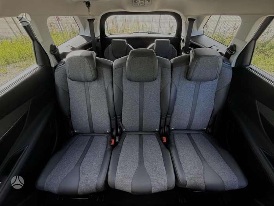 Peugeot 5008 2020 in Siauliai, with an engine capacity of 1.50 L and mileage of 180 thousand km for 14400 €, photo 39 on AUTOMOTO.COM.LV