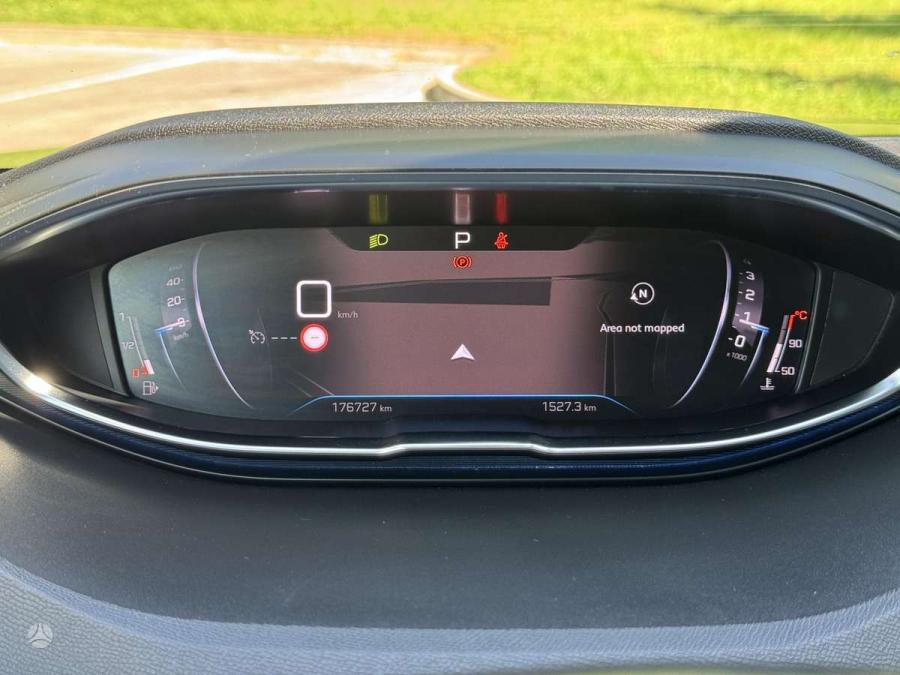 Peugeot 5008 2021 Kauņa, ar dzinēja tilpumu 1.50 L un nobraukumu 177 tūkst. km par 17850 €, foto 25 vietnē AUTOMOTO.COM.LV
