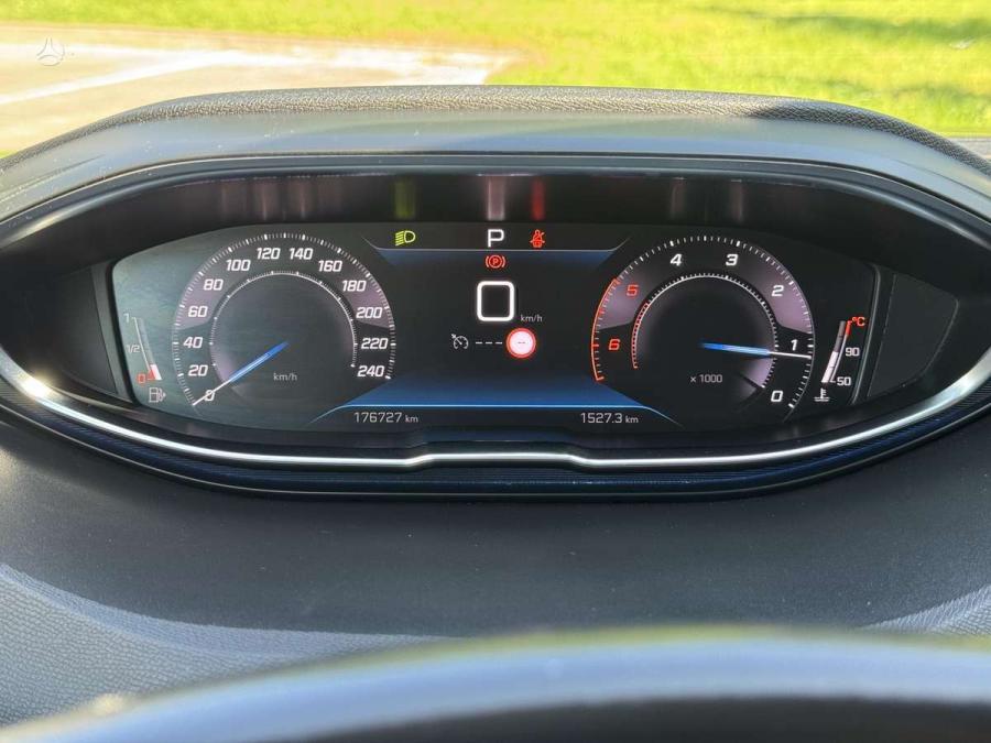 Peugeot 5008 2021 Kauņa, ar dzinēja tilpumu 1.50 L un nobraukumu 177 tūkst. km par 17850 €, foto 28 vietnē AUTOMOTO.COM.LV