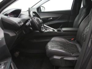 Peugeot 5008 2022 in Vilnius, with an engine capacity of 1.50 L and mileage of 191 thousand km for 18199 €, photo 5 on AUTOMOTO.COM.LV