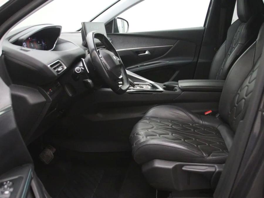 Peugeot 5008 2022 in Vilnius, with an engine capacity of 1.50 L and mileage of 191 thousand km for 18199 €, photo 5 on AUTOMOTO.COM.LV