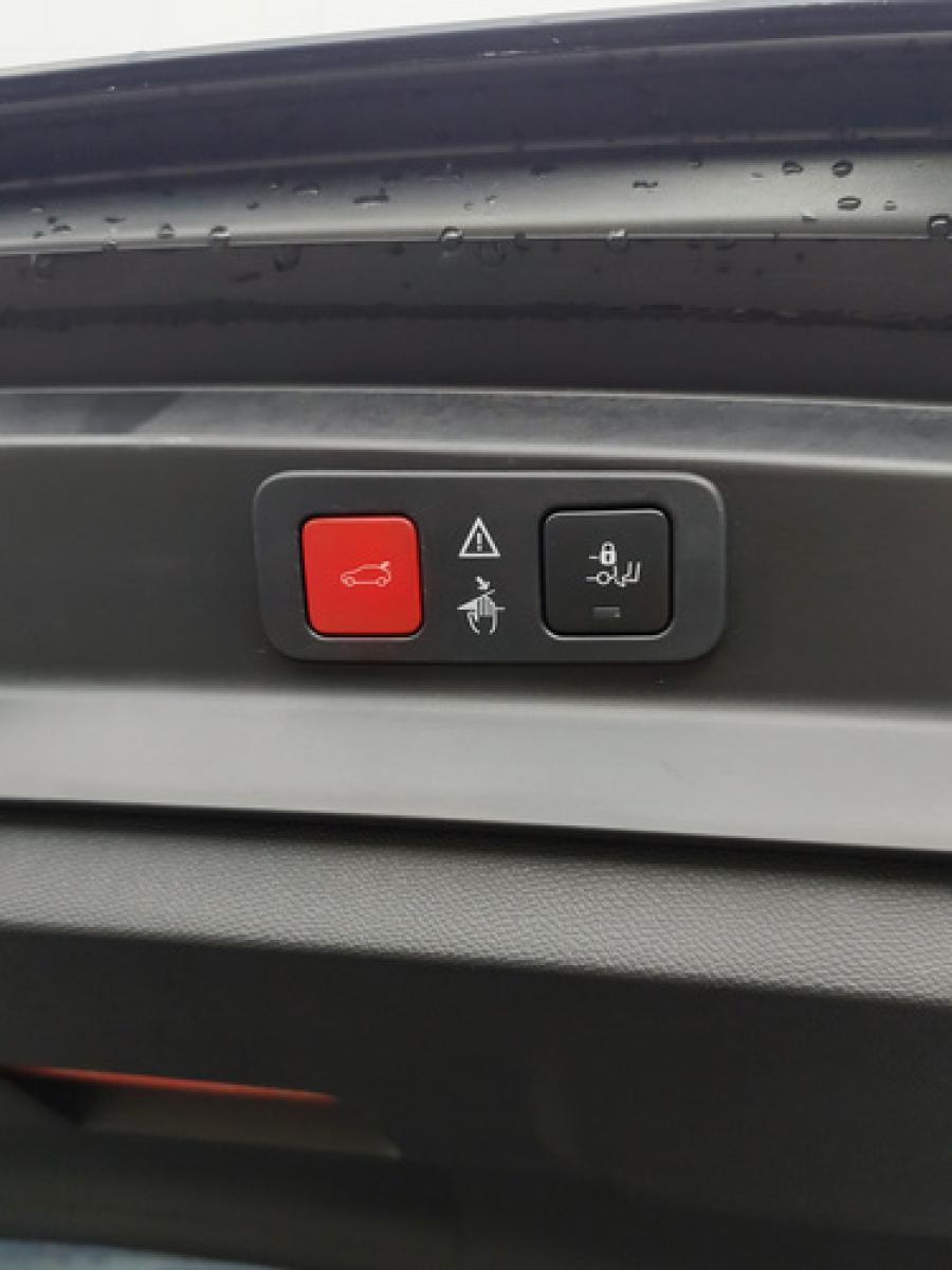 Peugeot 5008 2023 Jehvi, ar dzinēja tilpumu 1.50 L un nobraukumu 92 tūkst. km par 24999 €, foto 10 vietnē AUTOMOTO.COM.LV