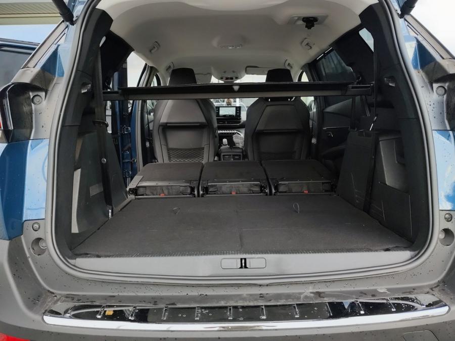 Peugeot 5008 2023 Jehvi, ar dzinēja tilpumu 1.50 L un nobraukumu 92 tūkst. km par 24999 €, foto 22 vietnē AUTOMOTO.COM.LV