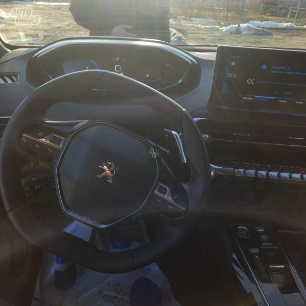 Peugeot 5008 2024 Viļņa, ar dzinēja tilpumu 1.50 L un nobraukumu 29 tūkst. km par 24500 €, foto 8 vietnē AUTOMOTO.COM.LV