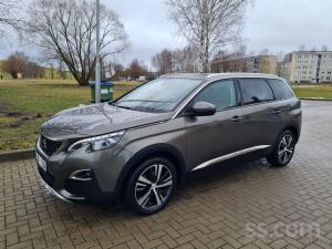 Zaļš Peugeot 5008 2017 Rīga, ar dzinēja tilpumu 1.20 L un nobraukumu 157 tūkst. km par 13200 €, foto 1 vietnē AUTOMOTO.COM.LV