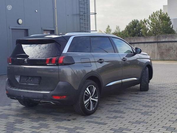 Green Peugeot 5008 2017 in Siauliai, with an engine capacity of 1.60 L and mileage of 0 thousand km for 11500 €, photo 10 on AUTOMOTO.COM.LV