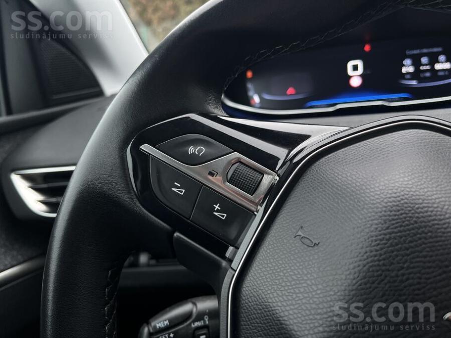 Zaļš Peugeot 5008 2018 Jelgava, ar dzinēja tilpumu 1.20 L un nobraukumu 143 tūkst. km par 11990 €, foto 23 vietnē AUTOMOTO.COM.LV