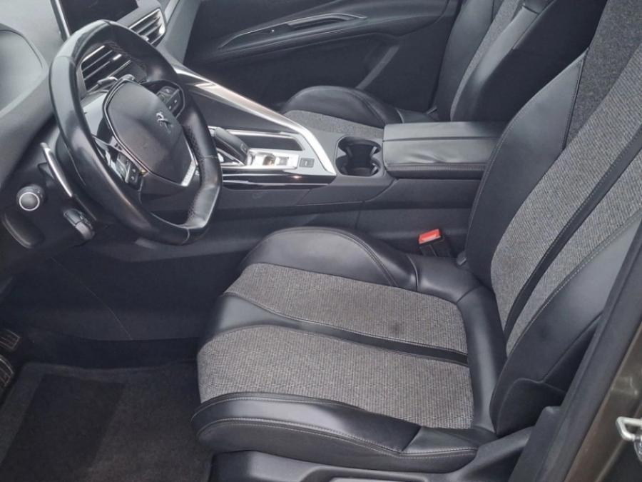 Zaļš Peugeot 5008 2018 Rīga, ar dzinēja tilpumu 1.50 L un nobraukumu 245 tūkst. km par 14500 €, foto 16 vietnē AUTOMOTO.COM.LV