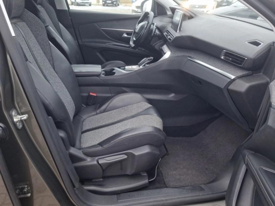 Zaļš Peugeot 5008 2018 Rīga, ar dzinēja tilpumu 1.50 L un nobraukumu 245 tūkst. km par 14500 €, foto 27 vietnē AUTOMOTO.COM.LV