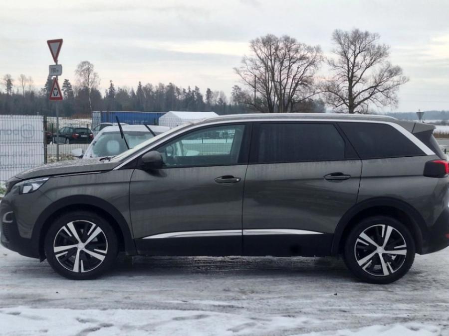 Zaļš Peugeot 5008 2018 Rīga, ar dzinēja tilpumu 1.50 L un nobraukumu 245 tūkst. km par 14500 €, foto 45 vietnē AUTOMOTO.COM.LV