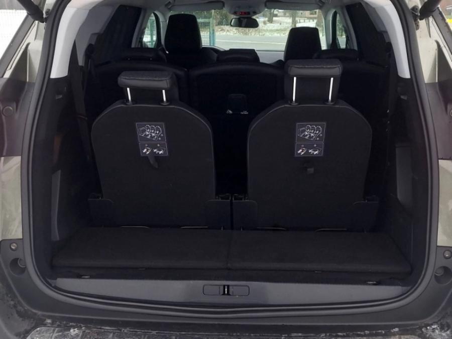 Zaļš Peugeot 5008 2018 Rīga, ar dzinēja tilpumu 1.50 L un nobraukumu 245 tūkst. km par 14500 €, foto 50 vietnē AUTOMOTO.COM.LV