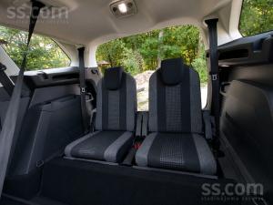 Zaļš Peugeot 5008 2018 Rēzekne, ar dzinēja tilpumu 1.50 L un nobraukumu 77 tūkst. km par 11800 €, foto 11 vietnē AUTOMOTO.COM.LV