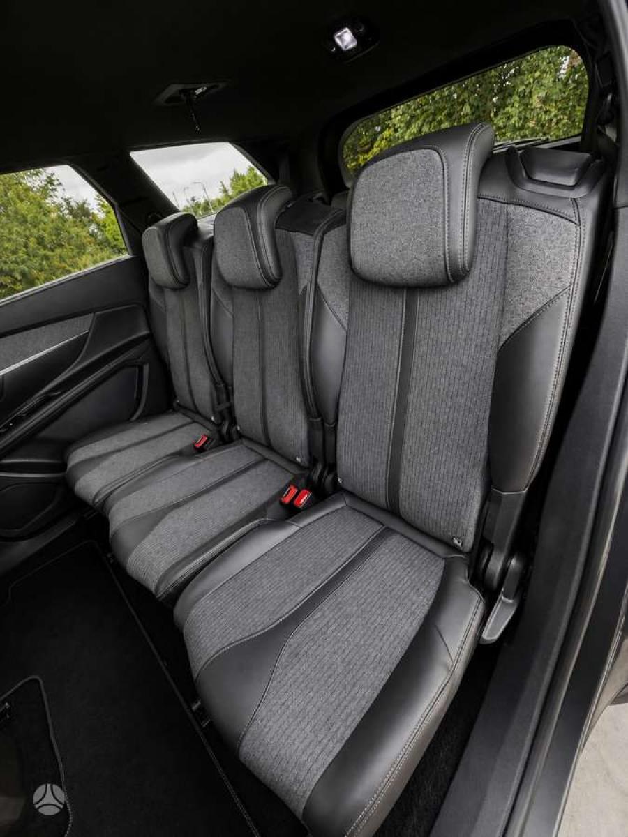 Zaļš Peugeot 5008 2018 Šauļi, ar dzinēja tilpumu 2.00 L un nobraukumu 281 tūkst. km par 15499 €, foto 33 vietnē AUTOMOTO.COM.LV