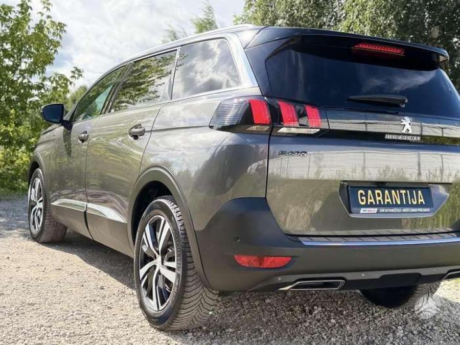 Zaļš Peugeot 5008 2018 Šauļi, ar dzinēja tilpumu 2.00 L un nobraukumu 281 tūkst. km par 15499 €, foto 8 vietnē AUTOMOTO.COM.LV