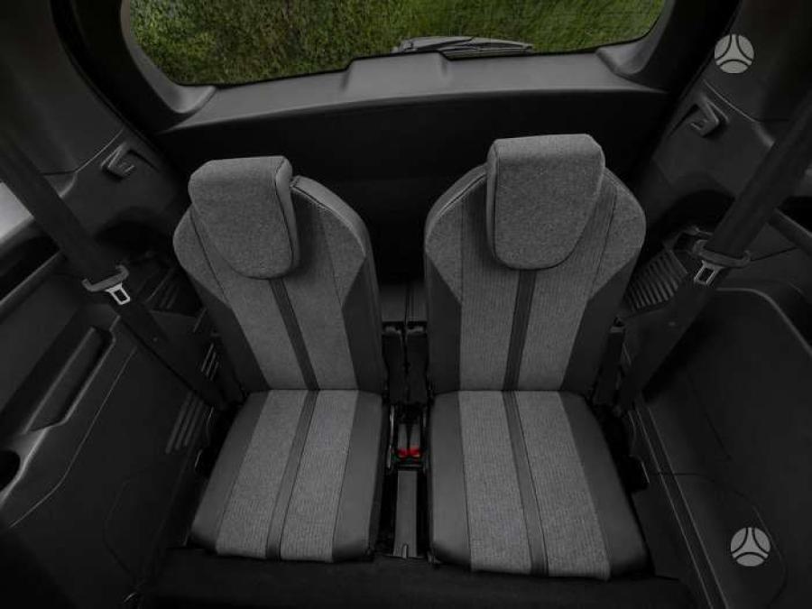 Zaļš Peugeot 5008 2018 Šauļi, ar dzinēja tilpumu 2.00 L un nobraukumu 281 tūkst. km par 15499 €, foto 37 vietnē AUTOMOTO.COM.LV