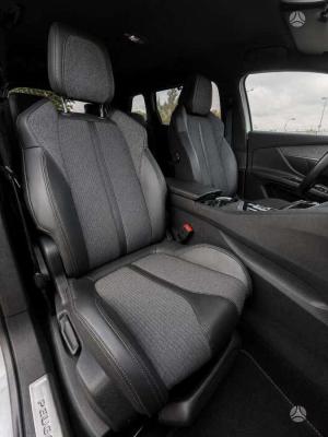 Green Peugeot 5008 2018 in Siauliai, with an engine capacity of 2.00 L and mileage of 281 thousand km for 15499 €, photo 30 on AUTOMOTO.COM.LV