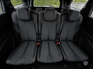 Green Peugeot 5008 2018 in Siauliai, with an engine capacity of 2.00 L and mileage of 281 thousand km for 15499 €, photo 36 on AUTOMOTO.COM.LV