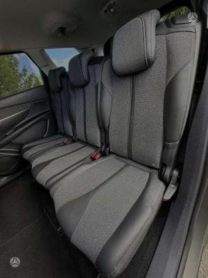 Green Peugeot 5008 2018 in Siauliai, with an engine capacity of 1.50 L and mileage of 195 thousand km for 14400 €, photo 31 on AUTOMOTO.COM.LV