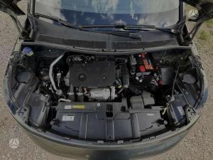 Green Peugeot 5008 2018 in Siauliai, with an engine capacity of 1.50 L and mileage of 195 thousand km for 14400 €, photo 44 on AUTOMOTO.COM.LV