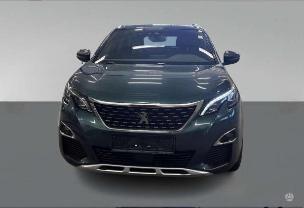 Green Peugeot 5008 2018 in Jurbarkas, with an engine capacity of 1.50 L and mileage of 215 thousand km for 11000 €, photo 3 on AUTOMOTO.COM.LV