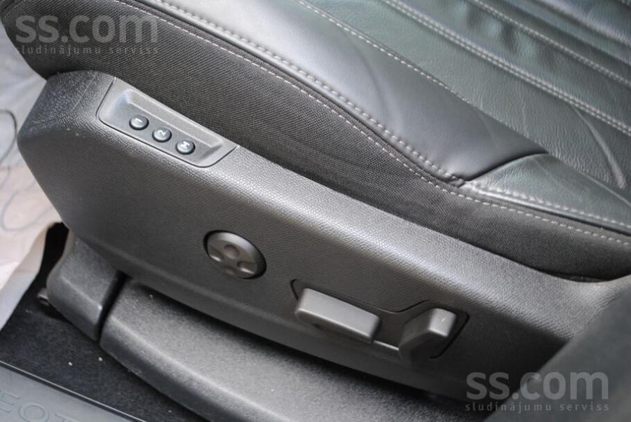 Zaļš Peugeot 5008 2018 Rīga, ar dzinēja tilpumu 1.20 L un nobraukumu 138 tūkst. km par 11990 €, foto 20 vietnē AUTOMOTO.COM.LV