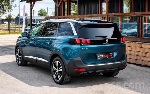 Green Peugeot 5008 2018 in Riga, with an engine capacity of 1.20 L and mileage of 0 thousand km for 12400 €, photo 7 on AUTOMOTO.COM.LV