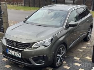 Green Peugeot 5008 2019 in Riga, with an engine capacity of 1.20 L and mileage of 117 thousand km for 13400 €, photo 10 on AUTOMOTO.COM.LV