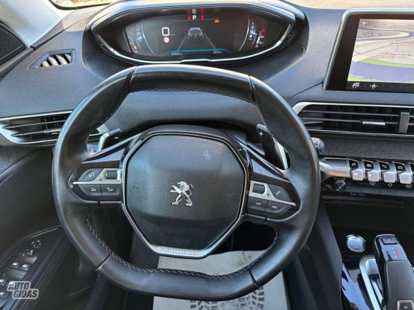 Green Peugeot 5008 2019 in Kaunas, with an engine capacity of 1.20 L and mileage of 88 thousand km for 22987 €, photo 9 on AUTOMOTO.COM.LV