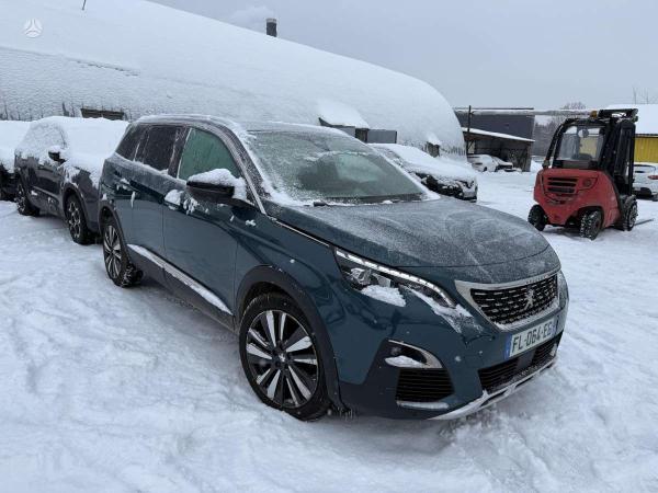Green Peugeot 5008 2019 in Kaunas, with an engine capacity of 2.00 L and mileage of 334 thousand km for 13600 €, photo 2 on AUTOMOTO.COM.LV