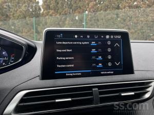 Зеленый Пежо 5008 2019 в Елгава, объемом двигателя 1.20 л и пробегом 179 тыс. км за 11990 €, фото 15 на AUTOMOTO.COM.LV