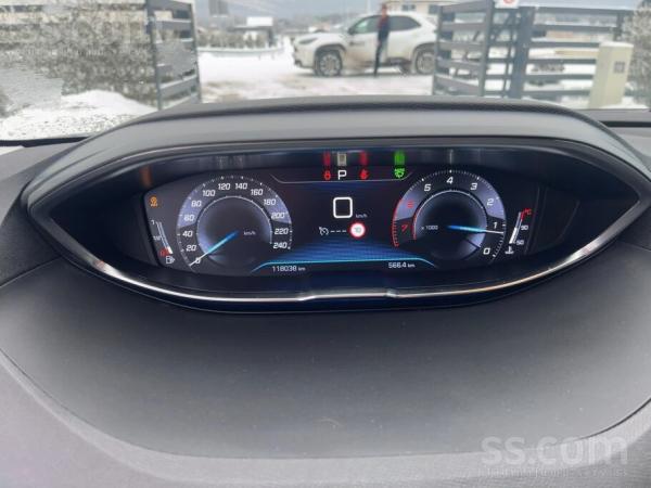 Zaļš Peugeot 5008 2019 Rīga, ar dzinēja tilpumu 1.20 L un nobraukumu 118 tūkst. km par 14905 €, foto 9 vietnē AUTOMOTO.COM.LV