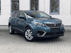 Green Peugeot 5008 2019 in Jelgava, with an engine capacity of 1.20 L and mileage of 179 thousand km for 11990 €, photo 5 on AUTOMOTO.COM.LV