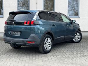 Green Peugeot 5008 2019 in Jelgava, with an engine capacity of 1.20 L and mileage of 179 thousand km for 11990 €, photo 6 on AUTOMOTO.COM.LV