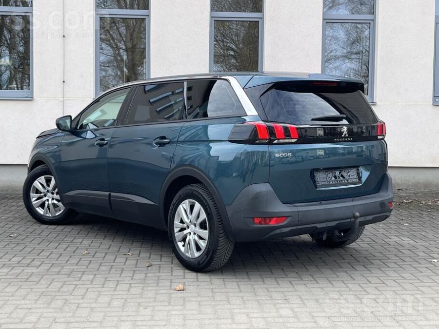 Green Peugeot 5008 2019 in Jelgava, with an engine capacity of 1.20 L and mileage of 179 thousand km for 11990 €, photo 8 on AUTOMOTO.COM.LV
