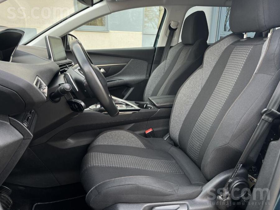 Green Peugeot 5008 2019 in Jelgava, with an engine capacity of 1.20 L and mileage of 179 thousand km for 11990 €, photo 11 on AUTOMOTO.COM.LV
