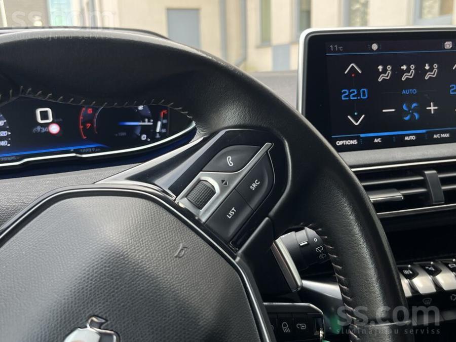 Green Peugeot 5008 2019 in Jelgava, with an engine capacity of 1.20 L and mileage of 179 thousand km for 11990 €, photo 16 on AUTOMOTO.COM.LV
