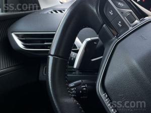 Green Peugeot 5008 2019 in Jelgava, with an engine capacity of 1.20 L and mileage of 179 thousand km for 11990 €, photo 18 on AUTOMOTO.COM.LV