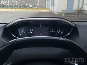 Green Peugeot 5008 2019 in Jelgava, with an engine capacity of 1.20 L and mileage of 179 thousand km for 11990 €, photo 21 on AUTOMOTO.COM.LV