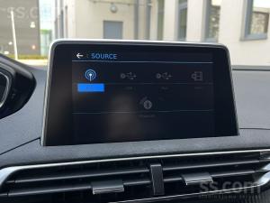 Green Peugeot 5008 2019 in Jelgava, with an engine capacity of 1.20 L and mileage of 179 thousand km for 11990 €, photo 22 on AUTOMOTO.COM.LV