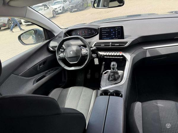 Зеленый Пежо 5008 2019 в Каунас, объемом двигателя 1.20 л и пробегом 175 тыс. км за 10043 €, фото 5 на AUTOMOTO.COM.LV